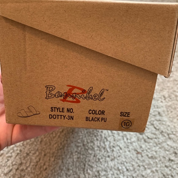 Bonnibel | Shoes | Bonnibel Black Straps Sandals | Poshmark